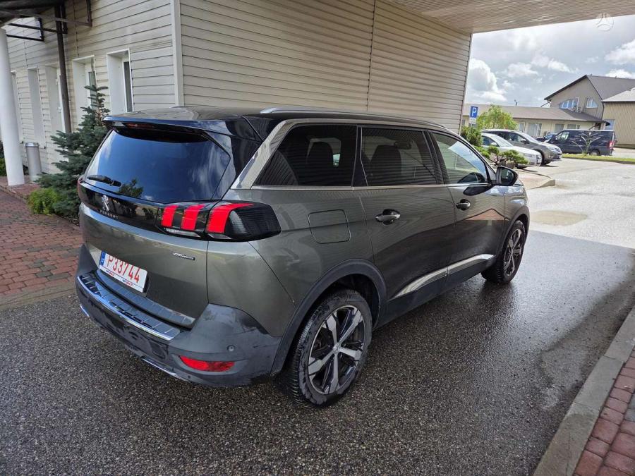 Brown Peugeot 5008 2019 in Vilnius, with an engine capacity of 1.50 L and mileage of 193 thousand km for 12500 €, photo 5 on AUTOMOTO.COM.LV