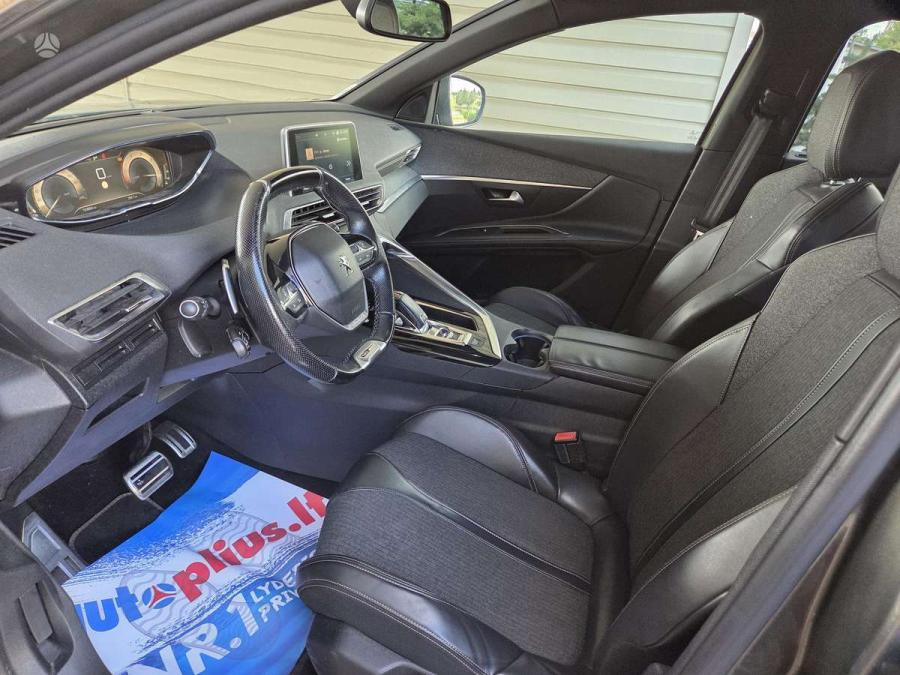 Brown Peugeot 5008 2019 in Vilnius, with an engine capacity of 1.50 L and mileage of 193 thousand km for 12500 €, photo 10 on AUTOMOTO.COM.LV