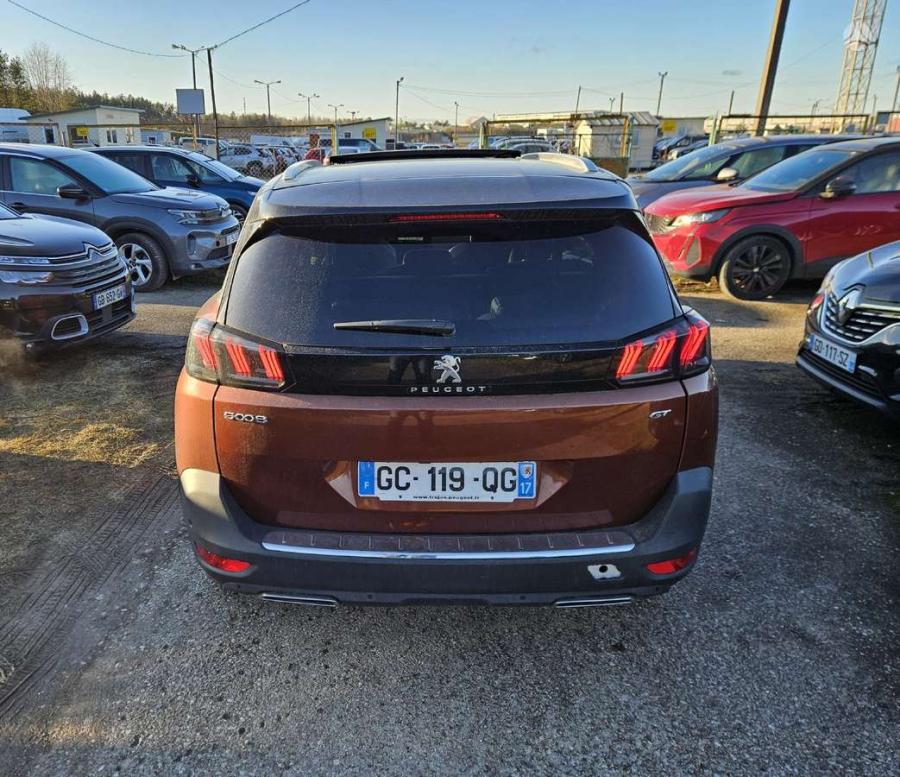 Brūns Peugeot 5008 2021 Viļņa, ar dzinēja tilpumu 1.50 L un nobraukumu 137 tūkst. km par 18755 €, foto 6 vietnē AUTOMOTO.COM.LV