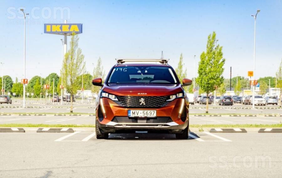 Brown Peugeot 5008 2021 in Riga, with an engine capacity of 1.50 L and mileage of 121 thousand km for 19790 €, photo 4 on AUTOMOTO.COM.LV