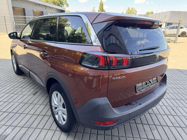 Brūns Peugeot 5008 2021 Kauņa, ar dzinēja tilpumu 1.20 L un nobraukumu 161 tūkst. km par 12900 €, foto 5 vietnē AUTOMOTO.COM.LV