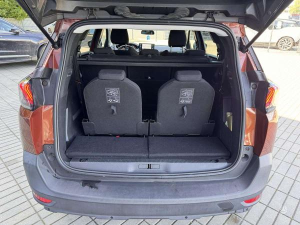 Brūns Peugeot 5008 2021 Kauņa, ar dzinēja tilpumu 1.20 L un nobraukumu 161 tūkst. km par 12900 €, foto 6 vietnē AUTOMOTO.COM.LV