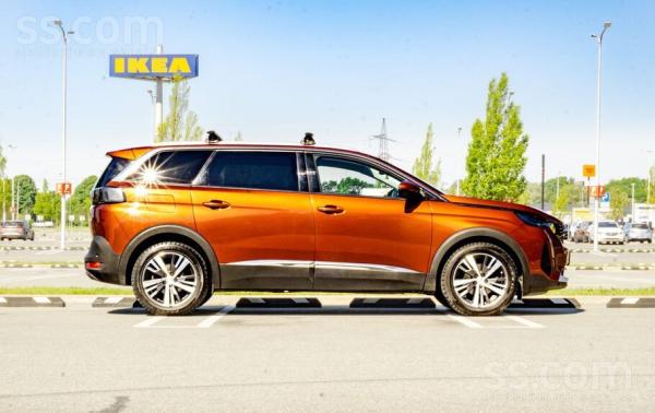 Brown Peugeot 5008 2021 in Riga, with an engine capacity of 1.50 L and mileage of 121 thousand km for 16690 €, photo 9 on AUTOMOTO.COM.LV