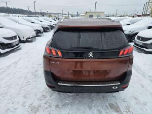 Brūns Peugeot 5008 2022 Viļņa, ar dzinēja tilpumu 1.20 L un nobraukumu 166 tūkst. km par 15609 €, foto 6 vietnē AUTOMOTO.COM.LV