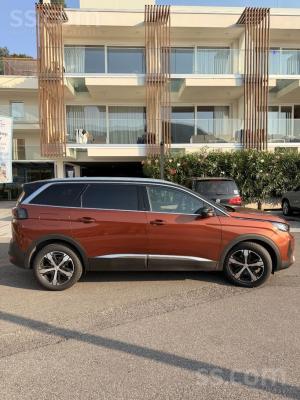 Brown Peugeot 5008 2022 in Riga, with an engine capacity of 1.60 L and mileage of 167 thousand km for 19800 €, photo  on AUTOMOTO.COM.LV