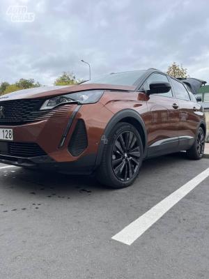 Brūns Peugeot 5008 2023 Kauņa, ar dzinēja tilpumu 1.50 L un nobraukumu 110 tūkst. km par 29000 €, foto  vietnē AUTOMOTO.COM.LV