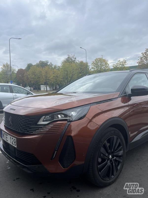 Brown Peugeot 5008 2023 in Kaunas, with an engine capacity of 1.50 L and mileage of 110 thousand km for 29000 €, photo 2 on AUTOMOTO.COM.LV