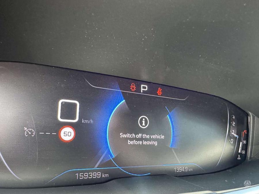 Brūns Peugeot 5008 2023 Viļņa, ar dzinēja tilpumu 1.20 L un nobraukumu 159 tūkst. km par 16636 €, foto 17 vietnē AUTOMOTO.COM.LV