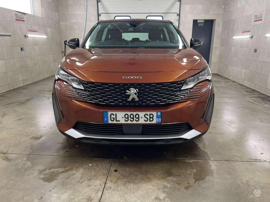 Brown Peugeot 5008 2023 in Marijampole, with an engine capacity of 1.20 L and mileage of 140 thousand km for 13104 €, photo 3 on AUTOMOTO.COM.LV