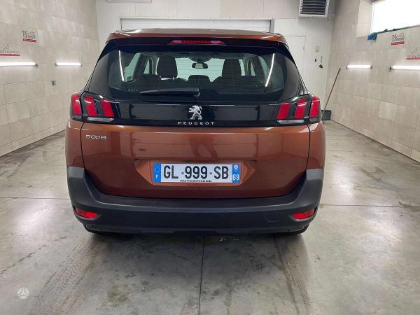 Brown Peugeot 5008 2023 in Marijampole, with an engine capacity of 1.20 L and mileage of 140 thousand km for 13104 €, photo 6 on AUTOMOTO.COM.LV
