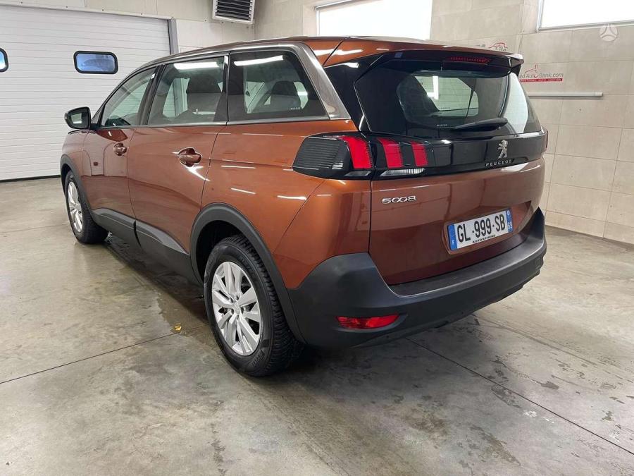 Brown Peugeot 5008 2023 in Marijampole, with an engine capacity of 1.20 L and mileage of 140 thousand km for 13104 €, photo 7 on AUTOMOTO.COM.LV