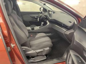 Brown Peugeot 5008 2023 in Marijampole, with an engine capacity of 1.20 L and mileage of 140 thousand km for 13104 €, photo 10 on AUTOMOTO.COM.LV