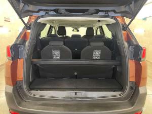 Brown Peugeot 5008 2023 in Marijampole, with an engine capacity of 1.20 L and mileage of 140 thousand km for 13104 €, photo 16 on AUTOMOTO.COM.LV