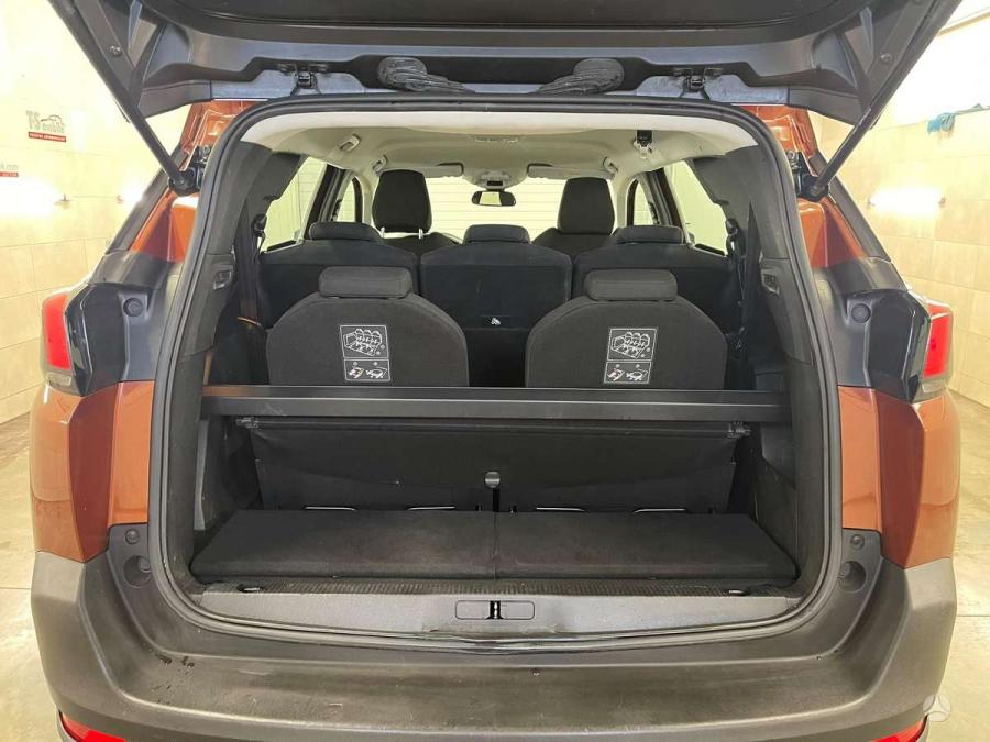 Brown Peugeot 5008 2023 in Marijampole, with an engine capacity of 1.20 L and mileage of 140 thousand km for 13104 €, photo 16 on AUTOMOTO.COM.LV