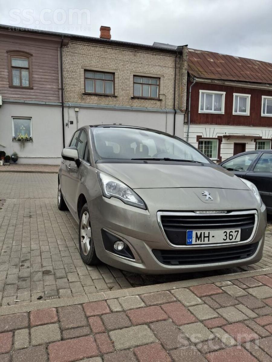 Brown Peugeot 5008 2016 in Rezekne, with an engine capacity of 1.60 L and mileage of 295 thousand km for 5500 €, photo 4 on AUTOMOTO.COM.LV
