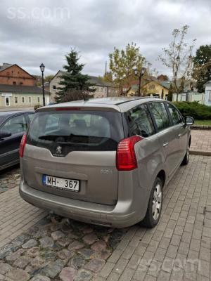 Brown Peugeot 5008 2016 in Rezekne, with an engine capacity of 1.60 L and mileage of 295 thousand km for 5500 €, photo 5 on AUTOMOTO.COM.LV