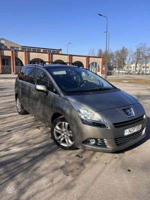 Brown Peugeot 5008 2010 in Vilnius, with an engine capacity of 1.56 L and mileage of 205 thousand km for 2350 €, photo 5 on AUTOMOTO.COM.LV
