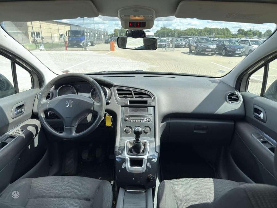 Brūns Peugeot 5008 2010 Tauragė, ar dzinēja tilpumu 1.60 L un nobraukumu 340 tūkst. km par 2900 €, foto 8 vietnē AUTOMOTO.COM.LV