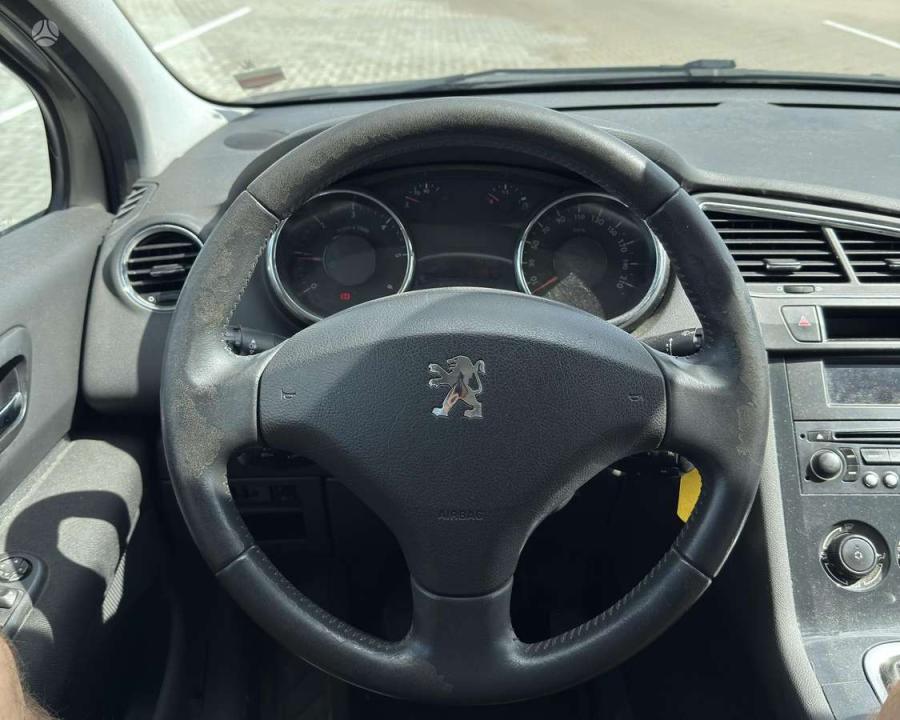 Brūns Peugeot 5008 2010 Tauragė, ar dzinēja tilpumu 1.60 L un nobraukumu 340 tūkst. km par 2900 €, foto 9 vietnē AUTOMOTO.COM.LV