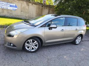Brūns Peugeot 5008 2010 Panevēža, ar dzinēja tilpumu 1.56 L un nobraukumu 277 tūkst. km par 3200 €, foto 3 vietnē AUTOMOTO.COM.LV