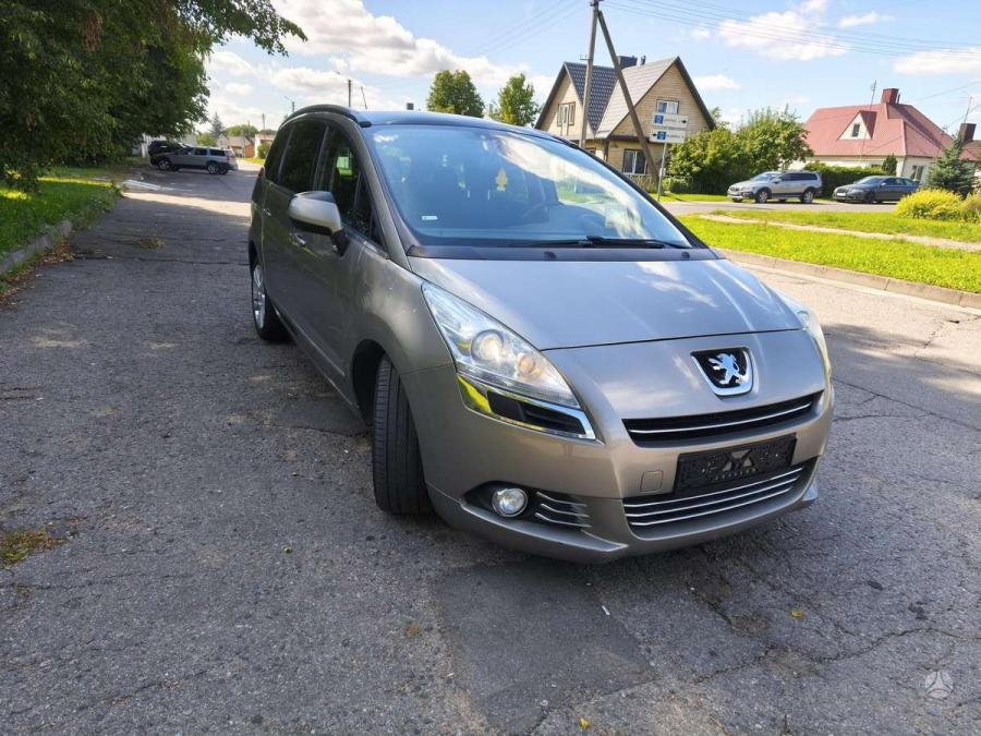 Brūns Peugeot 5008 2010 Panevēža, ar dzinēja tilpumu 1.56 L un nobraukumu 277 tūkst. km par 3200 €, foto 4 vietnē AUTOMOTO.COM.LV