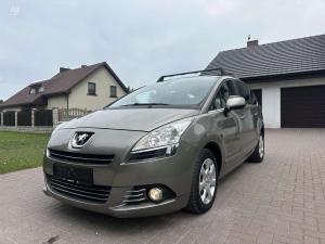 Brown Peugeot 5008 2011 in Siauliai, with an engine capacity of 1.60 L and mileage of 163 thousand km for 3850 €, photo  on AUTOMOTO.COM.LV