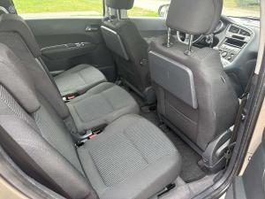 Brown Peugeot 5008 2011 in Siauliai, with an engine capacity of 1.60 L and mileage of 163 thousand km for 3850 €, photo 20 on AUTOMOTO.COM.LV