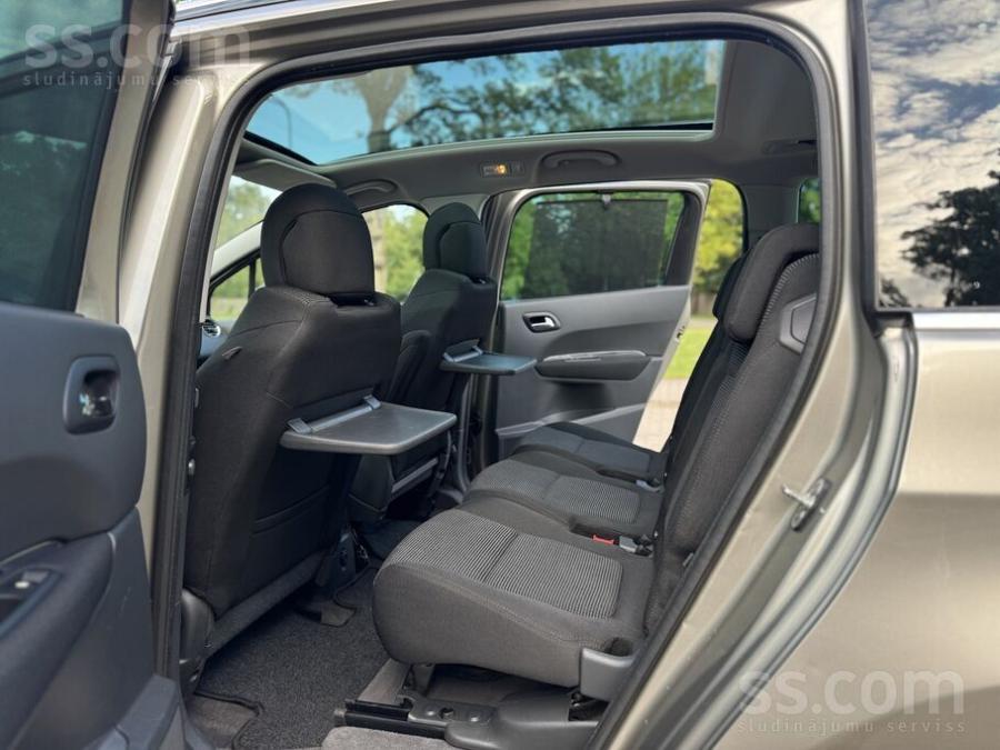 Brūns Peugeot 5008 2011 Jūrmala, ar dzinēja tilpumu 1.60 L un nobraukumu 202 tūkst. km par 3890 €, foto 9 vietnē AUTOMOTO.COM.LV