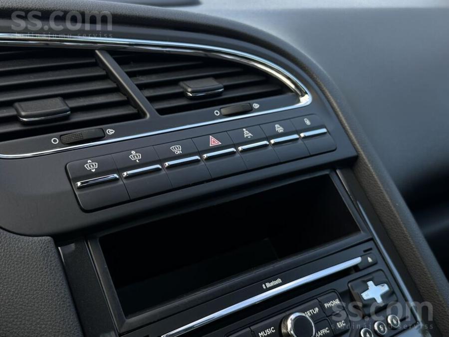 Brūns Peugeot 5008 2011 Jūrmala, ar dzinēja tilpumu 1.60 L un nobraukumu 202 tūkst. km par 3890 €, foto 20 vietnē AUTOMOTO.COM.LV