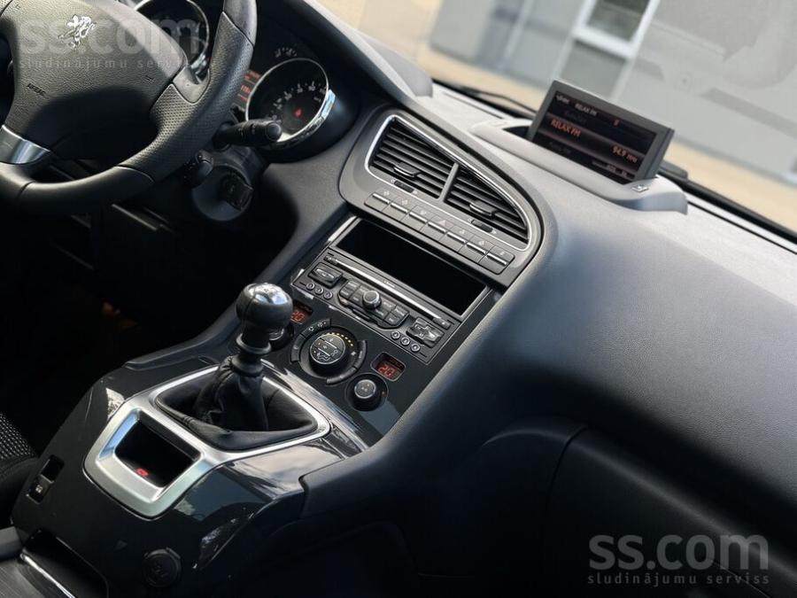 Brūns Peugeot 5008 2011 Jūrmala, ar dzinēja tilpumu 1.60 L un nobraukumu 202 tūkst. km par 3890 €, foto 22 vietnē AUTOMOTO.COM.LV