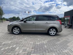 Brūns Peugeot 5008 2012 Ogre, ar dzinēja tilpumu 1.60 L un nobraukumu 0 tūkst. km par 5470 €, foto 3 vietnē AUTOMOTO.COM.LV