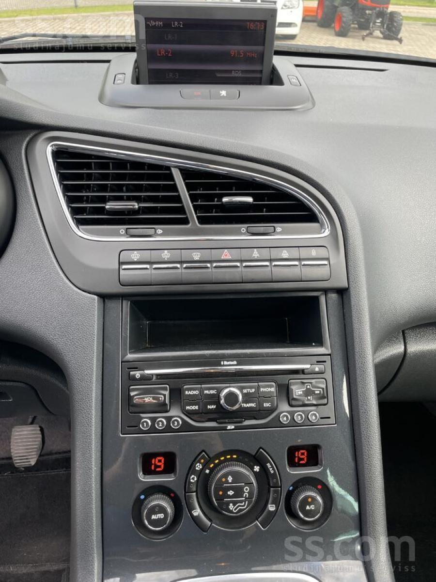 Brūns Peugeot 5008 2012 Ogre, ar dzinēja tilpumu 1.60 L un nobraukumu 0 tūkst. km par 5470 €, foto 14 vietnē AUTOMOTO.COM.LV
