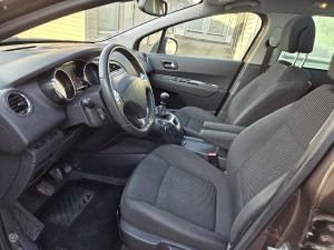 Brūns Peugeot 5008 2014 Viļņa, ar dzinēja tilpumu 1.56 L un nobraukumu 179 tūkst. km par 6000 €, foto 11 vietnē AUTOMOTO.COM.LV
