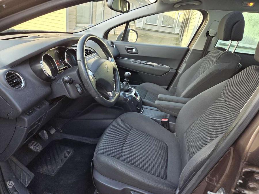 Brūns Peugeot 5008 2014 Viļņa, ar dzinēja tilpumu 1.56 L un nobraukumu 179 tūkst. km par 6000 €, foto 11 vietnē AUTOMOTO.COM.LV