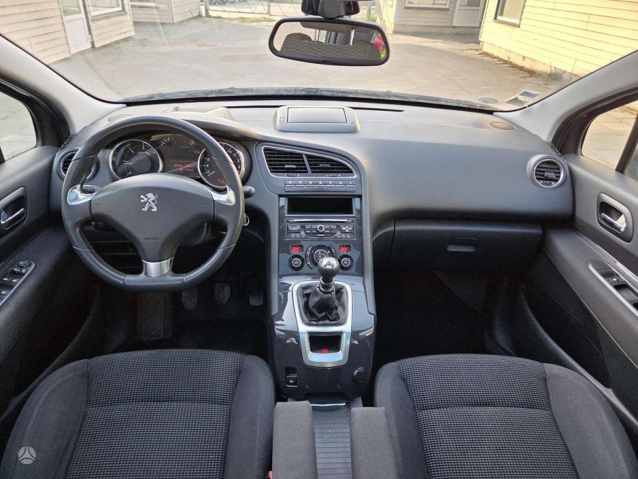 Brūns Peugeot 5008 2014 Viļņa, ar dzinēja tilpumu 1.56 L un nobraukumu 179 tūkst. km par 6000 €, foto 12 vietnē AUTOMOTO.COM.LV