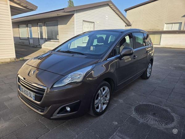 Brūns Peugeot 5008 2014 Viļņa, ar dzinēja tilpumu 1.56 L un nobraukumu 179 tūkst. km par 6100 €, foto 1 vietnē AUTOMOTO.COM.LV