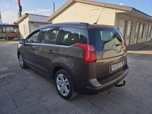Brūns Peugeot 5008 2014 Viļņa, ar dzinēja tilpumu 1.56 L un nobraukumu 179 tūkst. km par 6100 €, foto 7 vietnē AUTOMOTO.COM.LV