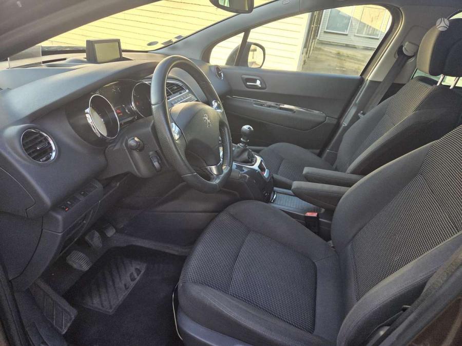 Brūns Peugeot 5008 2014 Viļņa, ar dzinēja tilpumu 1.56 L un nobraukumu 179 tūkst. km par 6100 €, foto 11 vietnē AUTOMOTO.COM.LV