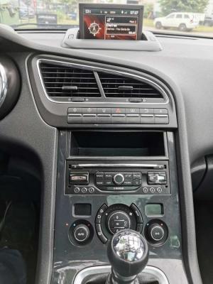 Brown Peugeot 5008 2015 in Kaunas, with an engine capacity of 2.00 L and mileage of 260 thousand km for 4700 €, photo 20 on AUTOMOTO.COM.LV