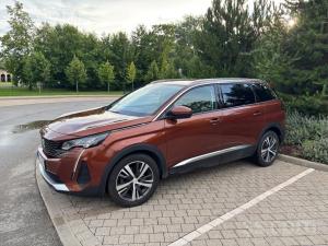 Brown Peugeot 5008 2021 in Jurmala, with an engine capacity of 1.50 L and mileage of 135 thousand km for 16700 €, photo  on AUTOMOTO.COM.LV
