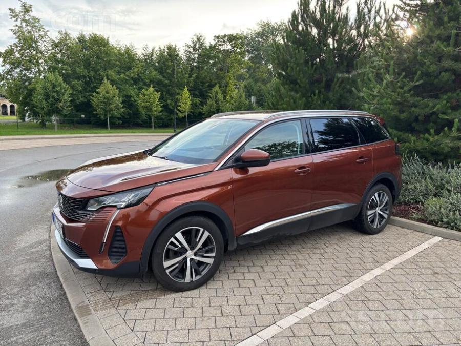 Brown Peugeot 5008 2021 in Jurmala, with an engine capacity of 1.50 L and mileage of 135 thousand km for 16700 €, photo 1 on AUTOMOTO.COM.LV