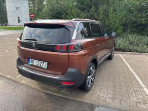 Brown Peugeot 5008 2021 in Jurmala, with an engine capacity of 1.50 L and mileage of 135 thousand km for 16700 €, photo 4 on AUTOMOTO.COM.LV