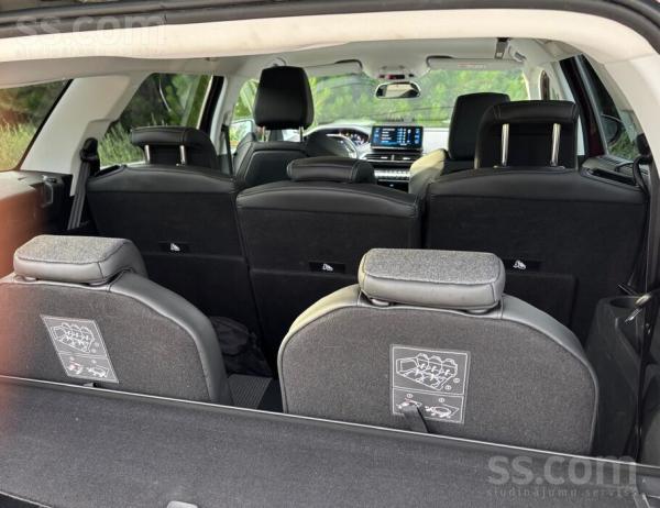 Brown Peugeot 5008 2021 in Jurmala, with an engine capacity of 1.50 L and mileage of 135 thousand km for 16700 €, photo 7 on AUTOMOTO.COM.LV