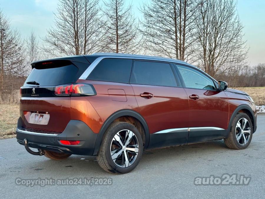 Brown Peugeot 5008 2021 in Tallinn, with an engine capacity of 1.50 L and mileage of 178 thousand km for 18990 €, photo 2 on AUTOMOTO.COM.LV