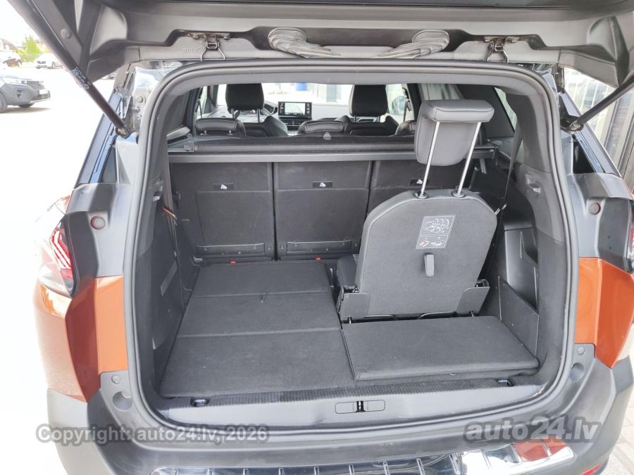 Brown Peugeot 5008 2021 in Tartu, with an engine capacity of 1.50 L and mileage of 82 thousand km for 22990 €, photo 7 on AUTOMOTO.COM.LV