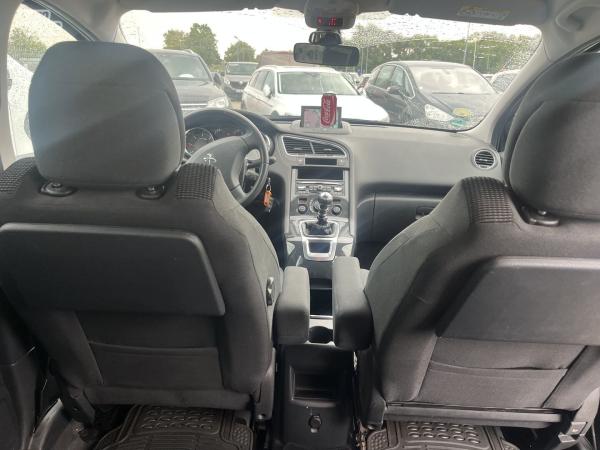 Peugeot 5008 2016 Tauragė, ar dzinēja tilpumu 2.00 L un nobraukumu 188 tūkst. km par 5400 €, foto 8 vietnē AUTOMOTO.COM.LV