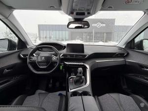Peugeot 5008 2017 in Siauliai, with an engine capacity of 1.20 L and mileage of 154 thousand km for 9990 €, photo 15 on AUTOMOTO.COM.LV