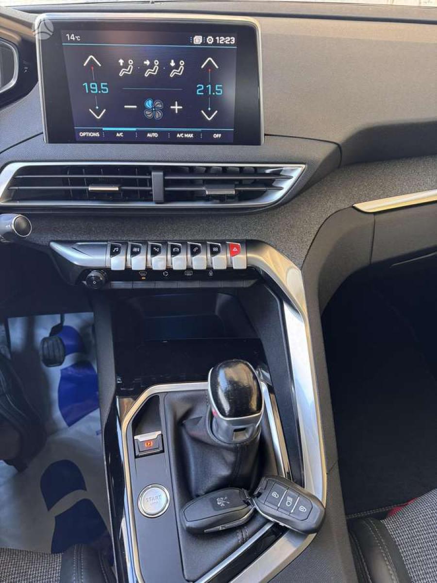 Peugeot 5008 2017 Šauļi, ar dzinēja tilpumu 1.20 L un nobraukumu 189 tūkst. km par 9150 €, foto 32 vietnē AUTOMOTO.COM.LV