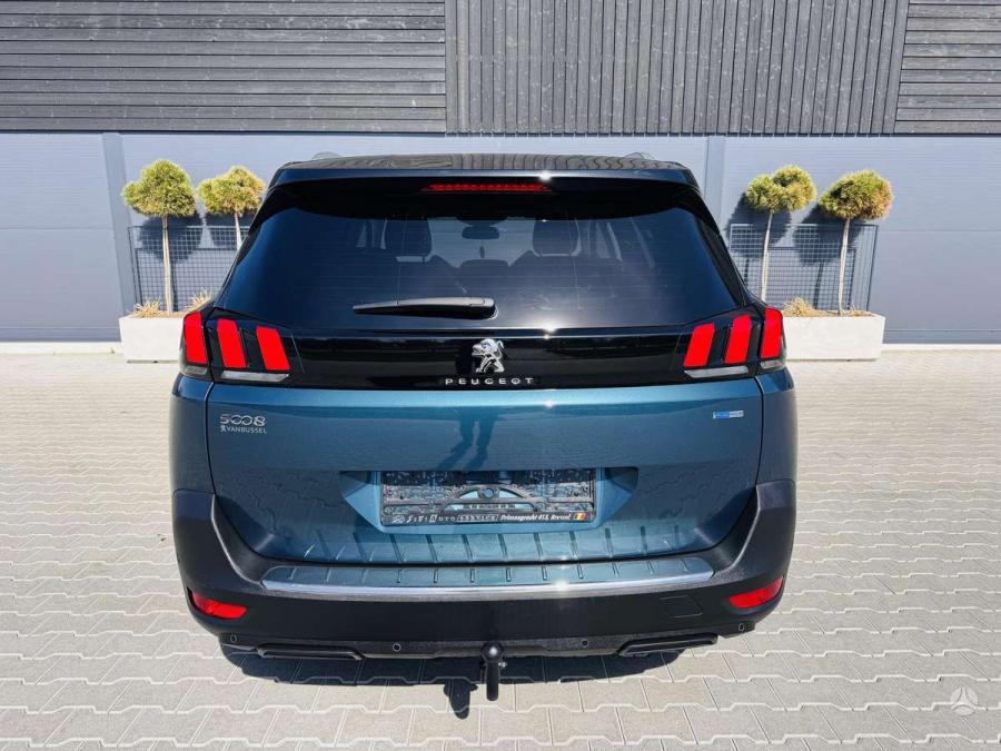 Peugeot 5008 2017 in Siauliai, with an engine capacity of 1.20 L and mileage of 189 thousand km for 9150 €, photo 10 on AUTOMOTO.COM.LV