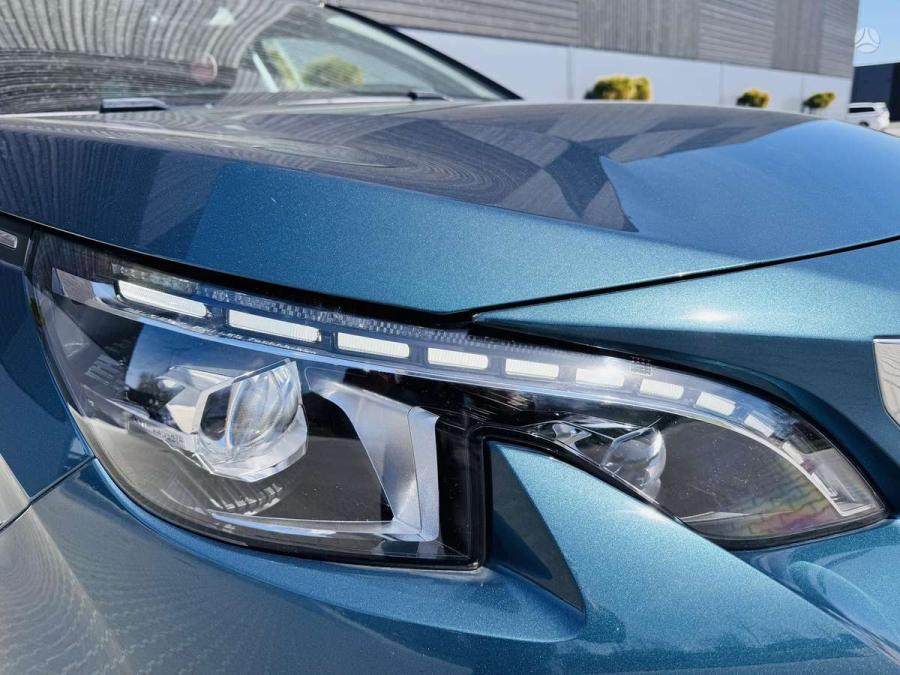 Peugeot 5008 2017 in Siauliai, with an engine capacity of 1.20 L and mileage of 189 thousand km for 9150 €, photo 16 on AUTOMOTO.COM.LV